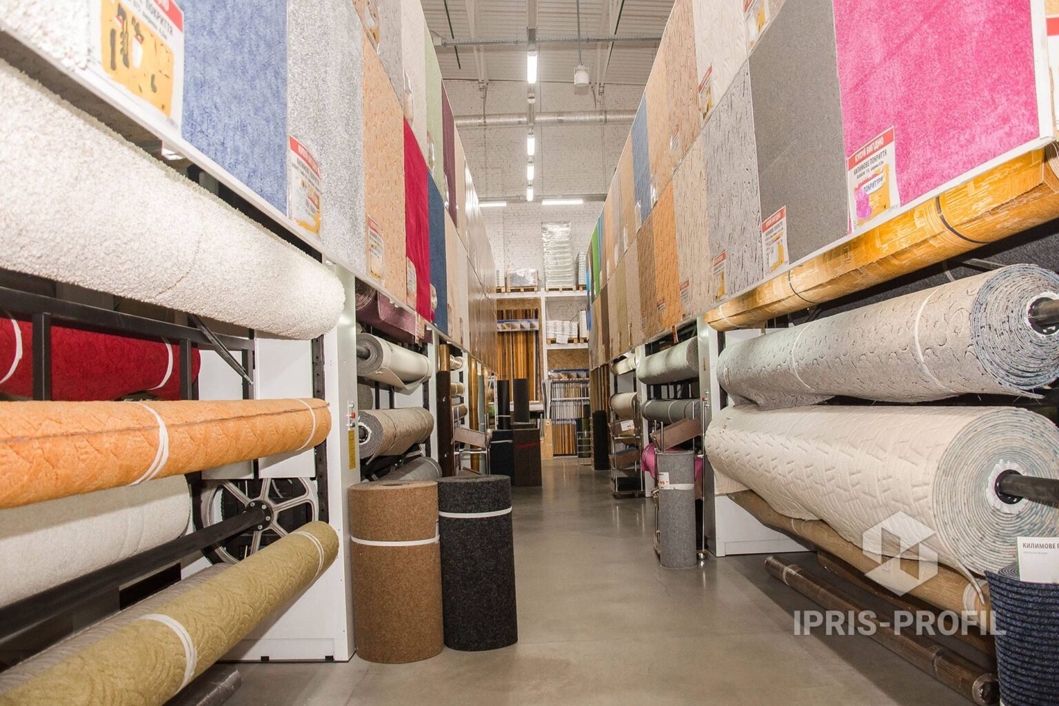 Buy Carpet roll storage carousel | Roll cutting machine | Ipris-Profil