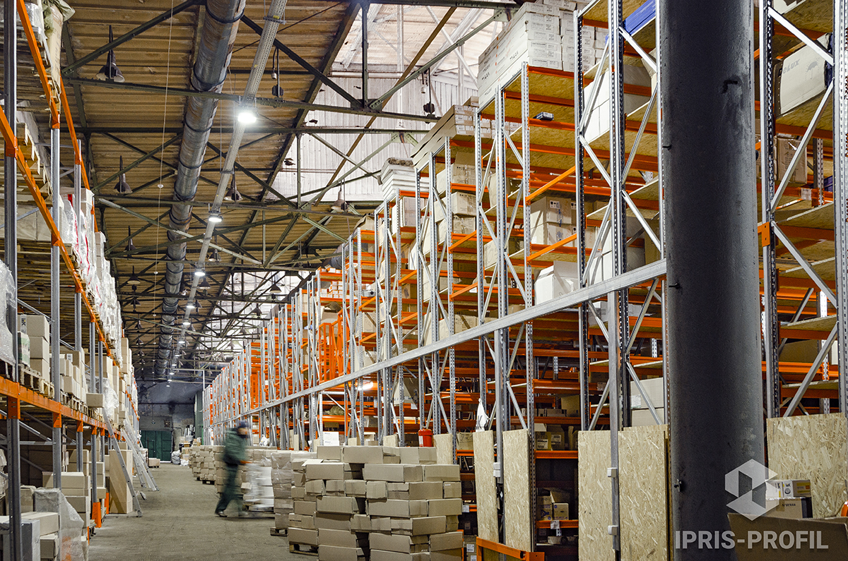 Warehouse racks selection